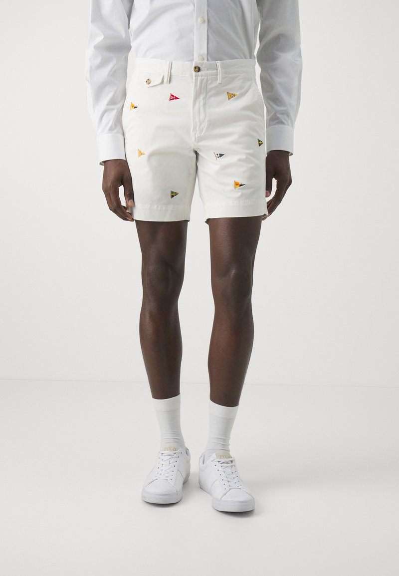 Polo Ralph Lauren FLAT FRONT - Shorts - deckwash white/hvit - Zalando.no