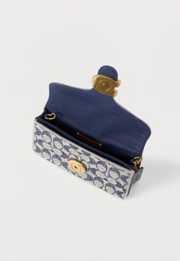 COACH CRYSTAL SIGNATURE TABBY CHAIN CROSSBODY - Cross body bag - cadet ...