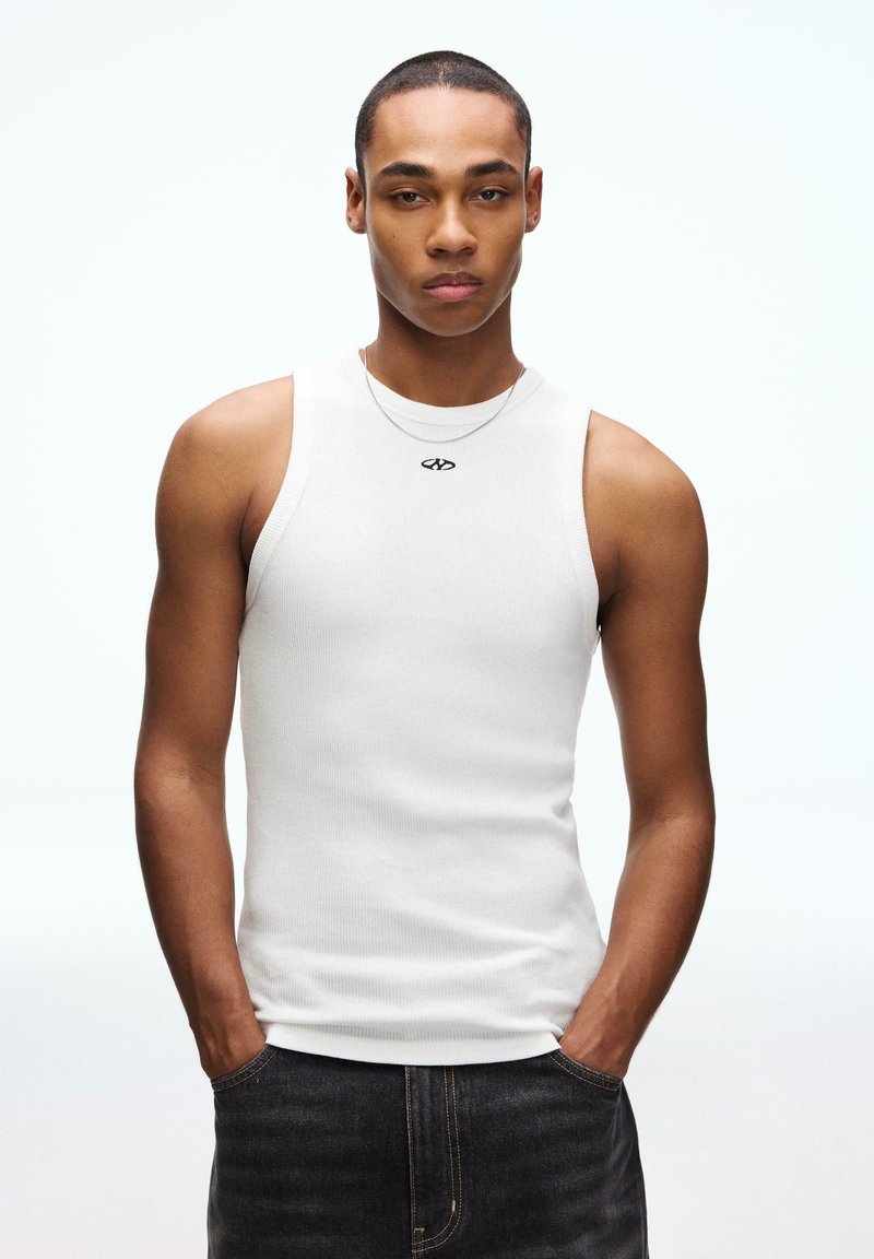 Bershka WAFFLE - Top - white/hvid - Zalando.dk