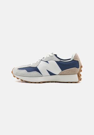 HOFF MOCKINGBIRD - Sneaker low - white/weiß - Zalando.de
