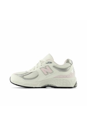 New Balance 2002 UNISEX - Sneaker low - pink sand quartz pink/pink ...