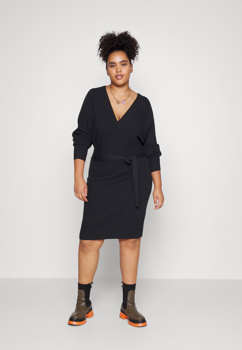 Vero Moda Curve VMHOLLYREM DRESS - Freizeitkleid - black/schwarz ...