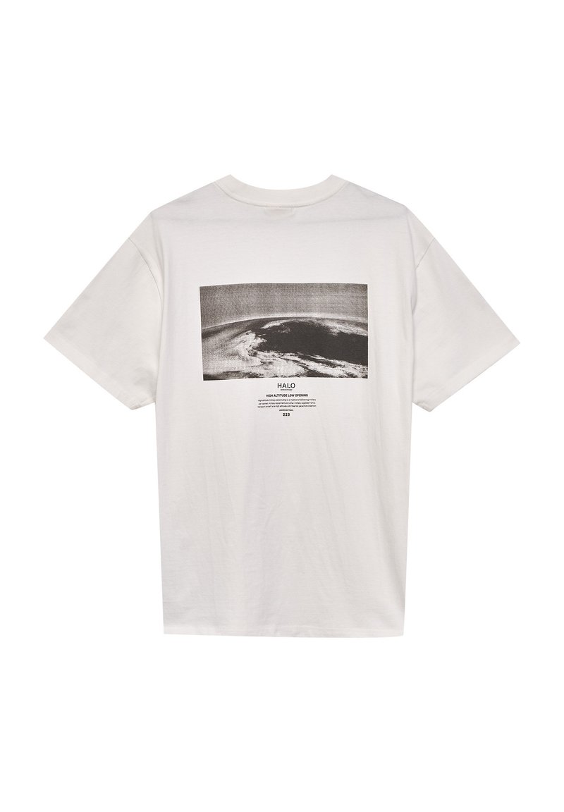 HALO LOGO PHOTO GRAPHIC - T-shirt print - marshmallow marshmallow/beige ...