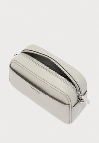 MICHAEL Michael Kors JET SET - Torba preko tijela - quarry grey ...