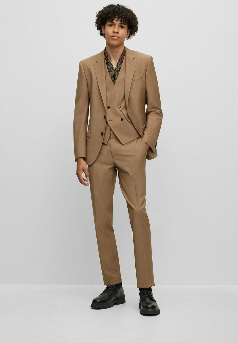 HUGO HENRY GETLIN233V2X - Suit - beige null/beige - Zalando.co.uk