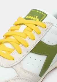 Diadora SEOUL INDOOR UNISEX - Baskets basses - grasshopper/vert ...