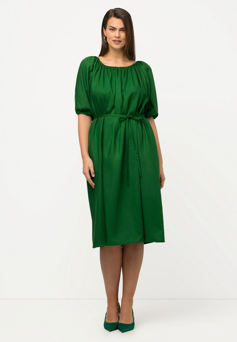 Ulla Popken Robe de jour - vert pomme/vert foncé - ZALANDO.FR