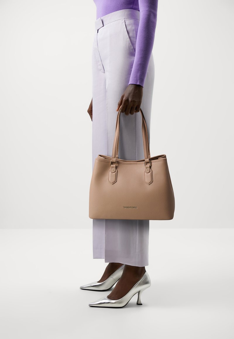 Valentino Bags BRIXTON - Handbag - beige - Zalando.co.uk