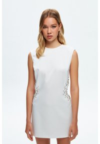 adL RHINESTONE DETAILED - Robe de soirée - white/blanc - ZALANDO.FR