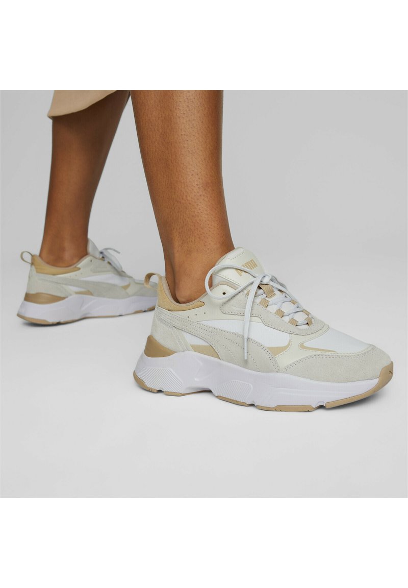 Puma CASSIA MIX FÜR DAMEN - Sneakers - white vapor gray granola/hvid ...