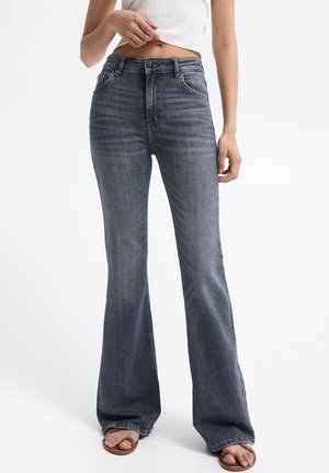 Bootcut & flared-jeans för kvinnor | ZALANDO
