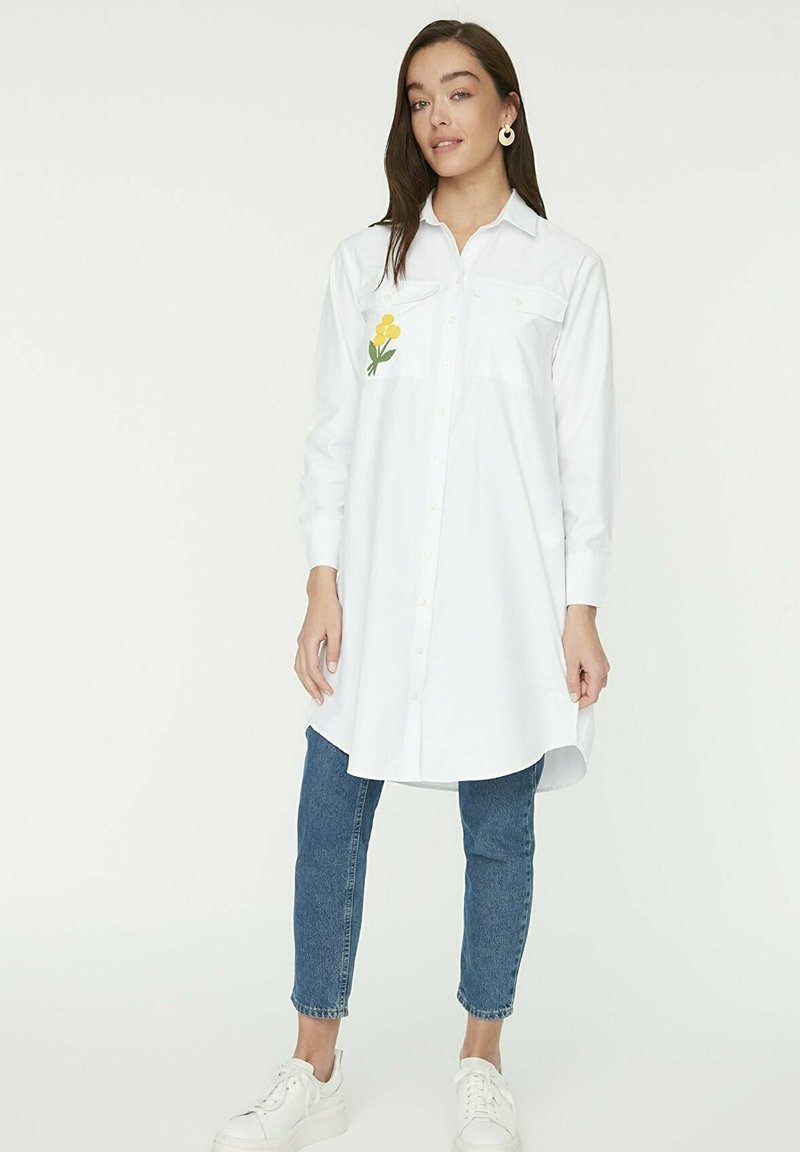 Trendyol Modest Button-down blouse - white - Zalando.ie