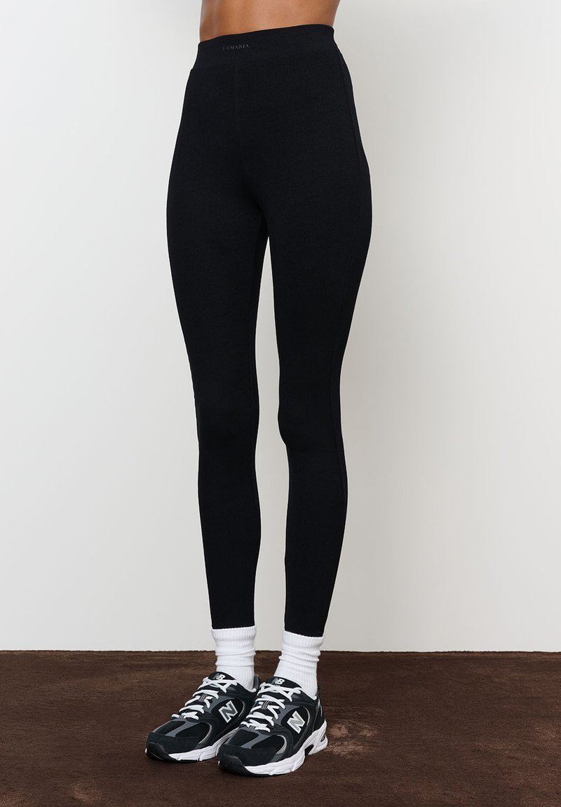 LA MANIA ERIN - Retuusid - püksid - black/must - Zalando.ee