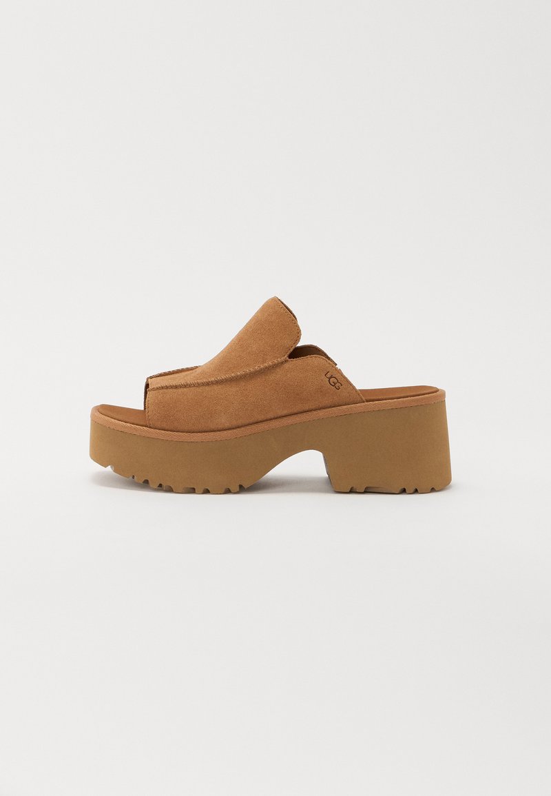 UGG NEW HEIGHTS SLIDE - Wedge sandals - chestnut/cognac - Zalando