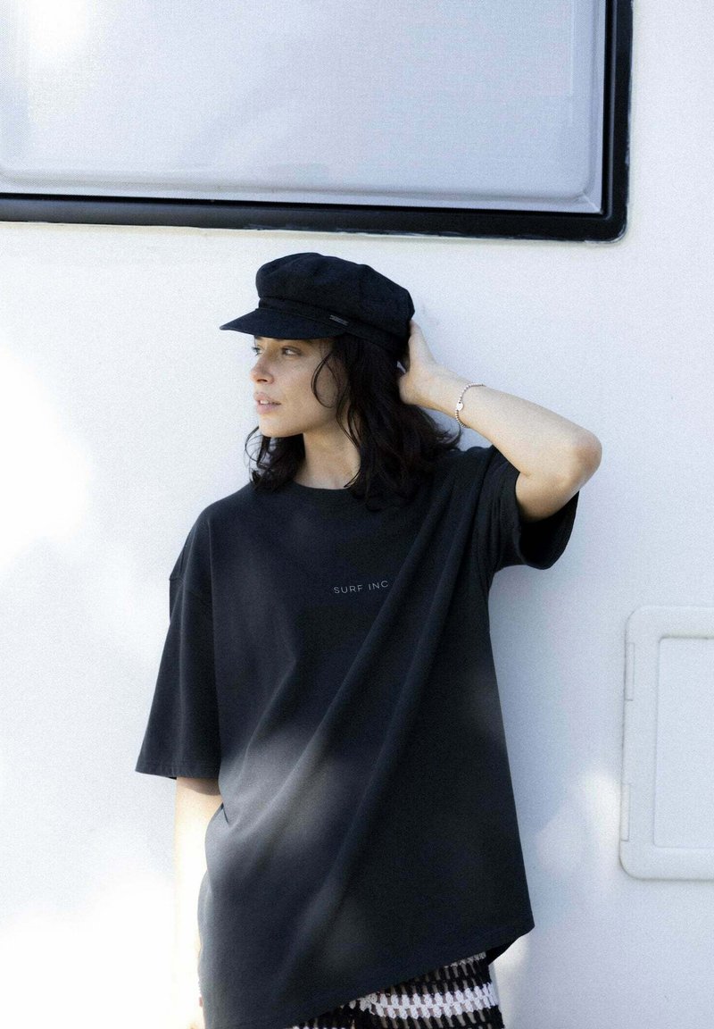 Surf Inc. CORE LOGO - Basic T-shirt - czarny/black - Zalando