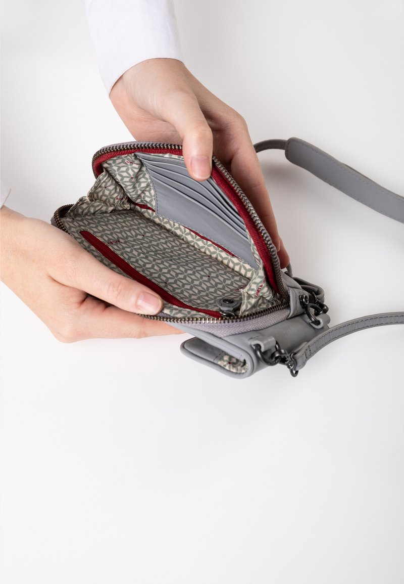 Aunts & Uncles Phone pouch - circular grey/light grey - Zalando