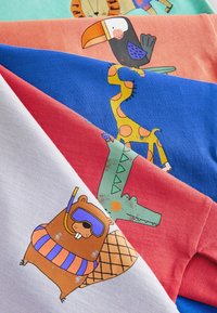 Next TRANSPORT SHORT SLEEVE FIVE PACK - T-Shirt print - blue red green ...