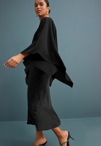 Next COVER-UP - Cape - black/schwarz - Zalando.de