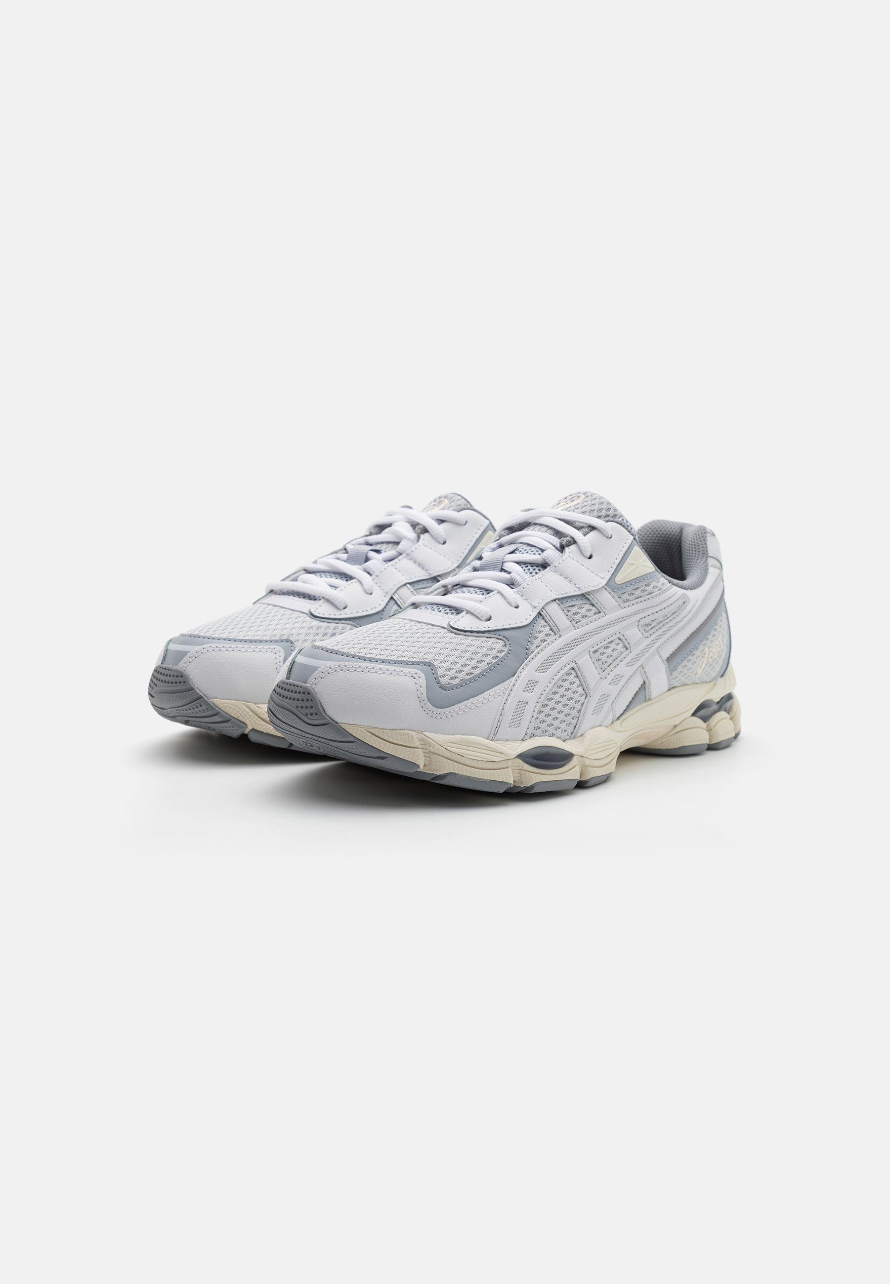 ASICS SportStyle GEL NYC 2055 UNISEX Sneaker low glacier grey white hellgrau Zalando