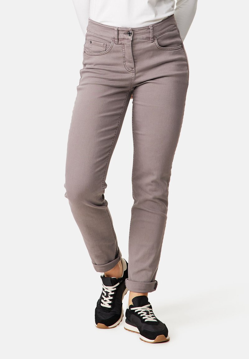 Gerry Weber 5-POCKET SOL꞉INE BEST4ME - Jeans Slim Fit - nougat/braun ...