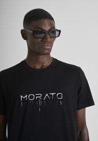 Antony Morato REGULAR FIT ROUND NECK - Print T-shirt - black - Zalando