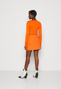 Envii DAMSON SKIRT - Minigonna - red orange/arancione - Zalando.it