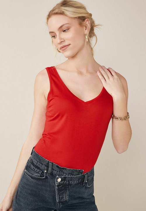 Rode Topjes voor dames online | Gratis verzending voor de meeste ...