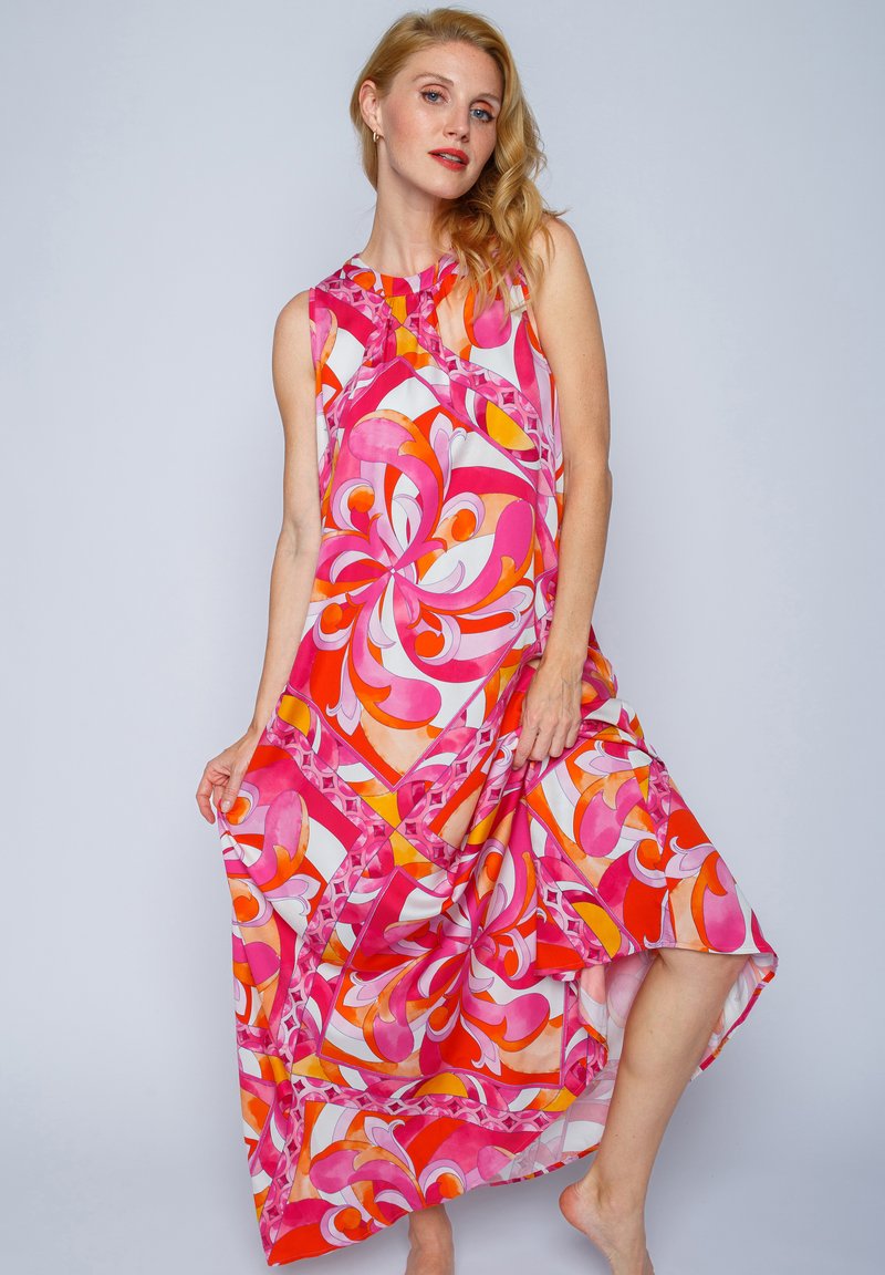 Emily van den Bergh Maxi-jurk - pink orange/donkerroze - Zalando.nl