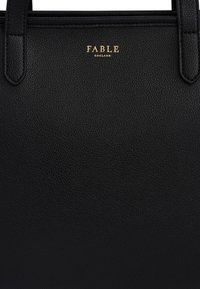 FABLE ENGLAND GRAB - Shopping Bag - black/schwarz - Zalando
