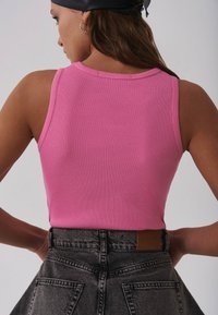 TOPTOP Studio TANK - Top - rosa - Zalando.de
