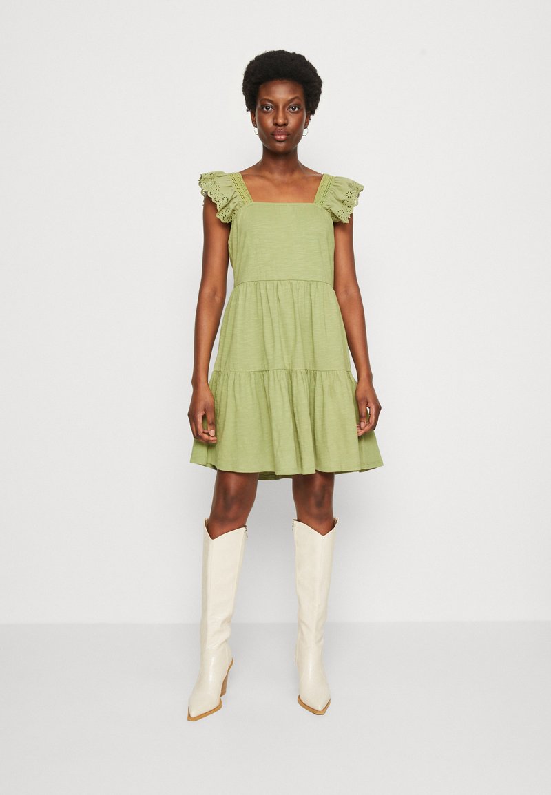 edc by Esprit DRESS - Jersey dress - pistachio green/light green - Zalando