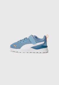 Puma ANZARUN LITE UNISEX - Road running shoes - cool blue/white/orange ...