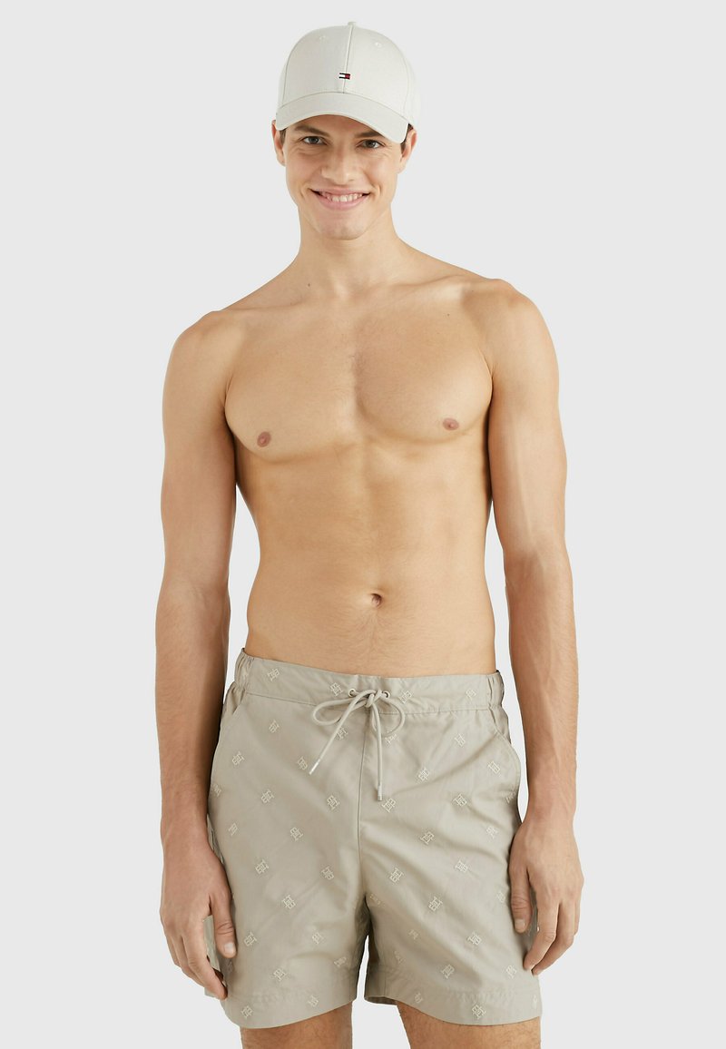 Tommy Hilfiger MONOGRAM MID LENGTH - Shorts da mare - stone/pietra ...