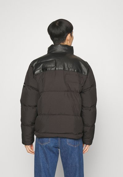 Filling Pieces PUFFER JACKET - Winterjacke - black/schwarz - Zalando.at