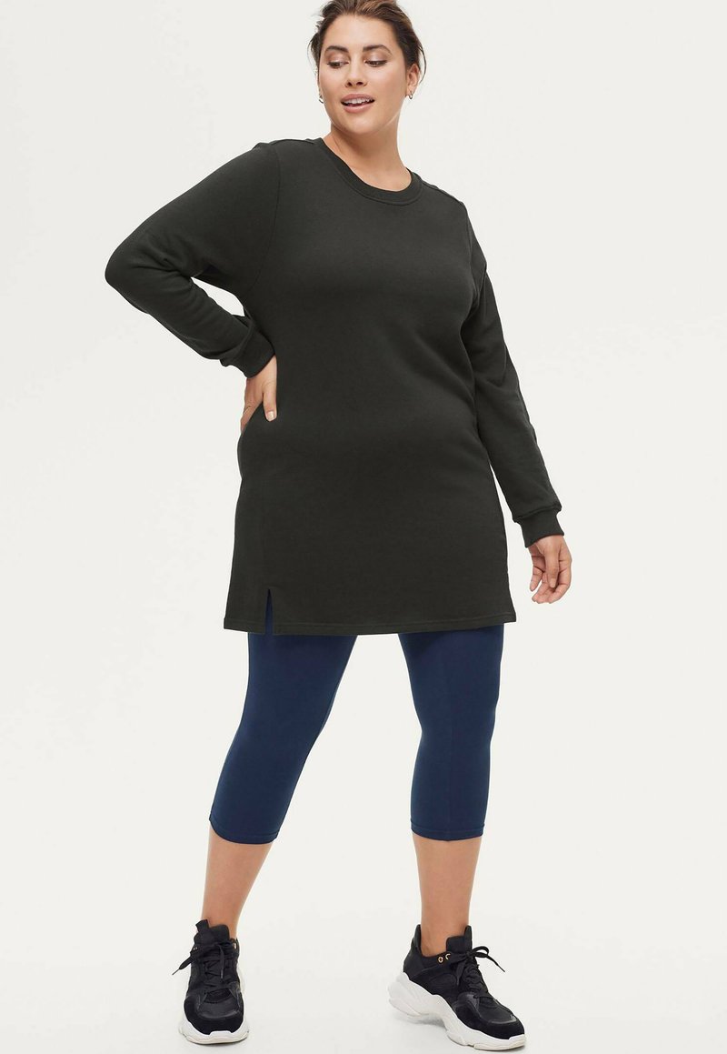 Ellos Plus collection IDA CAPRI - Shorts - marine/blu scuro - Zalando.it