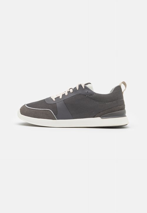 Clarks STEP URBAN MIX - Sneaker low - khaki - Zalando.ch
