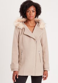 Cache Cache GERADER MIT KAPUZE - Abrigo corto - beige - Zalando.es