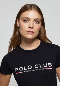 Polo Club NEW ICONIC TITLE - T-shirt med print - black/svart - Zalando.se