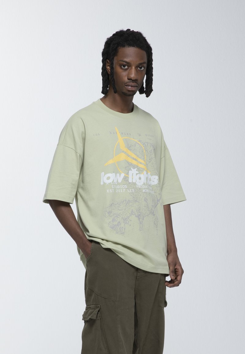 LOW LIGHTS STUDIOS® MAP UNISEX - T-shirt imprimé - khaki/kaki - ZALANDO.FR
