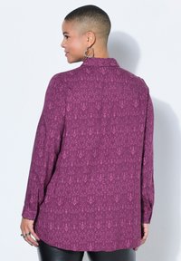 Studio Untold STRAIGHT SHAPE PAISLEY LONG SLEEVE - Button-down blouse ...