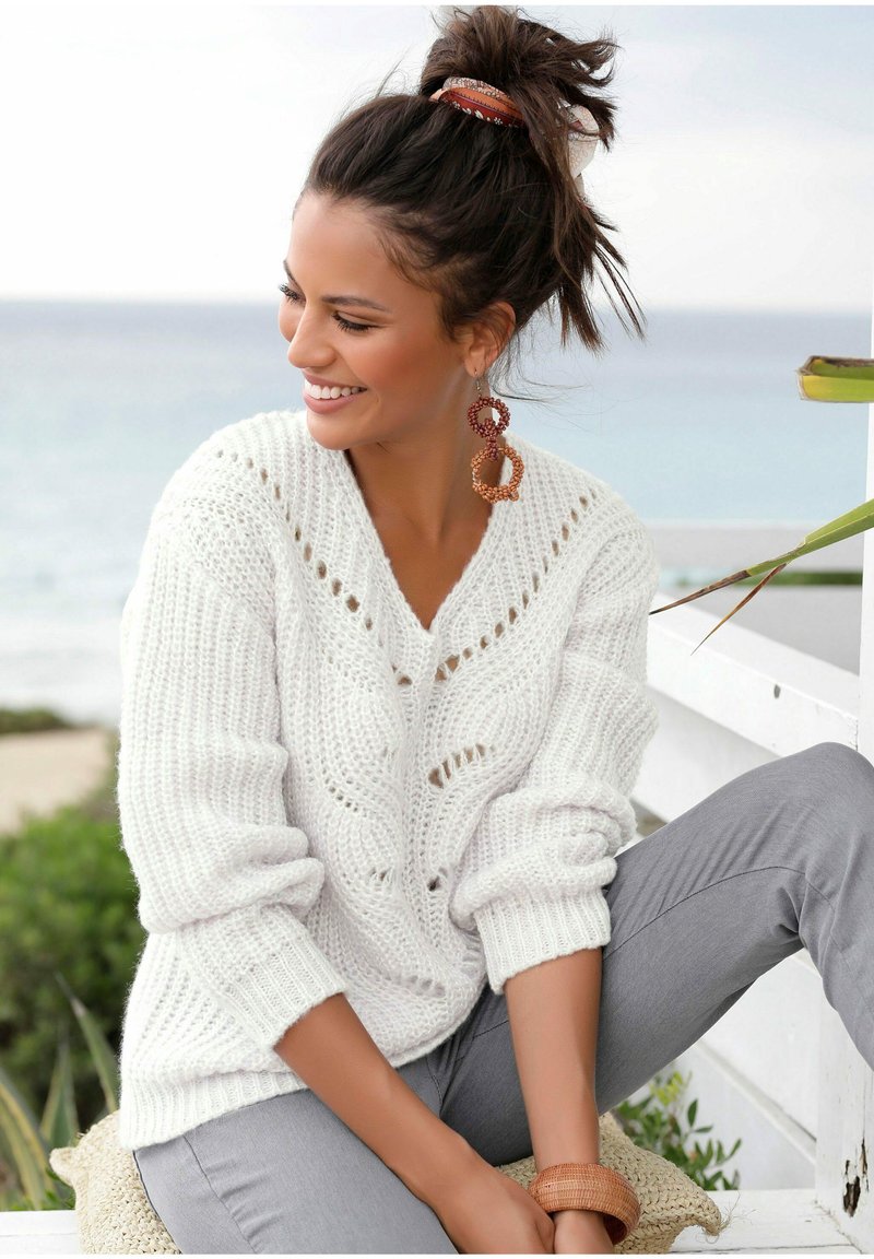 LASCANA AJOUR - Jumper - creme/white - Zalando.co.uk