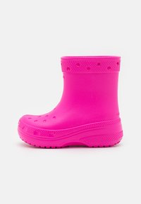 Crocs CLASSIC BOOT UNISEX - Wellies - juice/pink - Zalando.co.uk