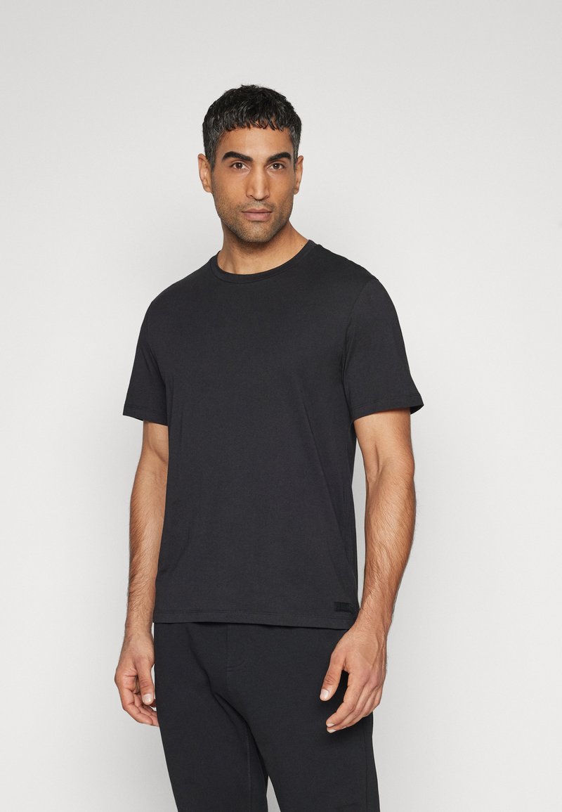 P.E Nation FORTITUDE TEE - Basic T-shirt - black - Zalando.co.uk