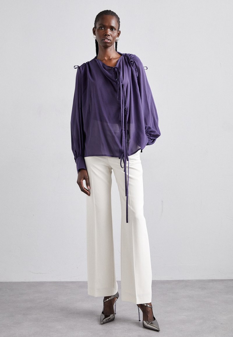 RAMUNE PIEKAUTAITE Blouse - plump/purple - Zalando.ie