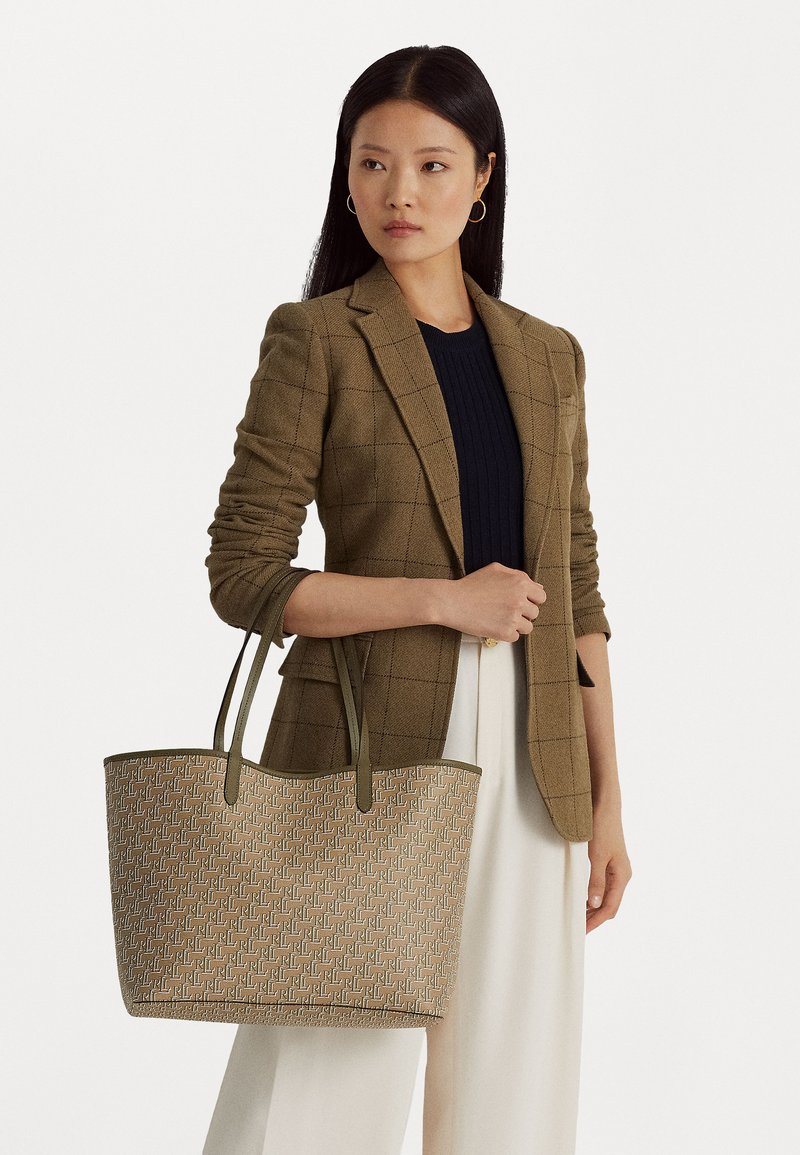 Lauren Ralph Lauren COLLINS TOTE LARGE - Tote bag - camel/olive fern ...