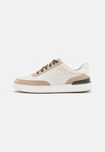 Clarks COURT LITE TOR - Sneaker low - off-white/offwhite - Zalando.de