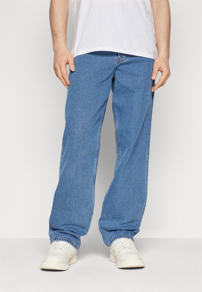 Only & Sons ONSFIVE BAGGY ONE BOX - Jeans Relaxed Fit - light blue ...