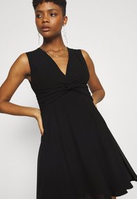 TFNC SOREAN MINI - Robe de soirée - black/noir - ZALANDO.CH
