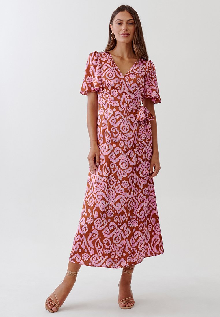 TUSSAH ABI - Day dress - abstract blur/lilac - Zalando.ie