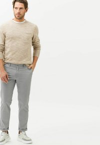 BRAX STYLE FABIO IN - Chino - silver/zilverkleurig - Zalando.nl